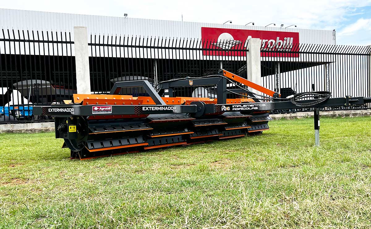 ROLO FACA AGRICOLA 4 METROS COM PNEUS E PISTAO DE TRANSPORTE - RIG ...